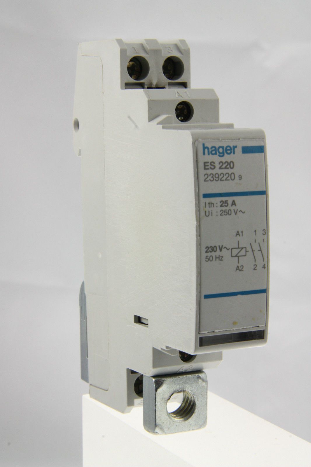Hager ES220 - 20a Double Pole Normally Open Contactor 230v Coil Used
