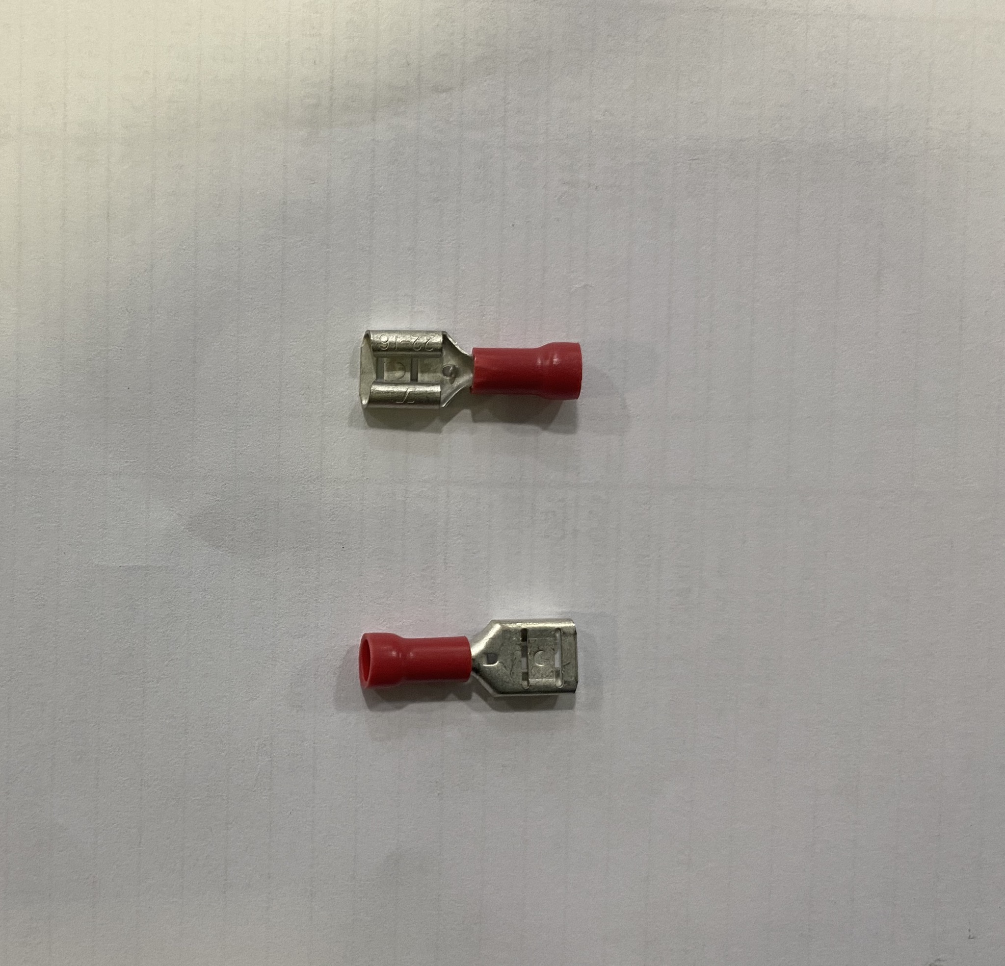 Esco Insulated Female Lug - Red ( VF1.25 - 250(8))